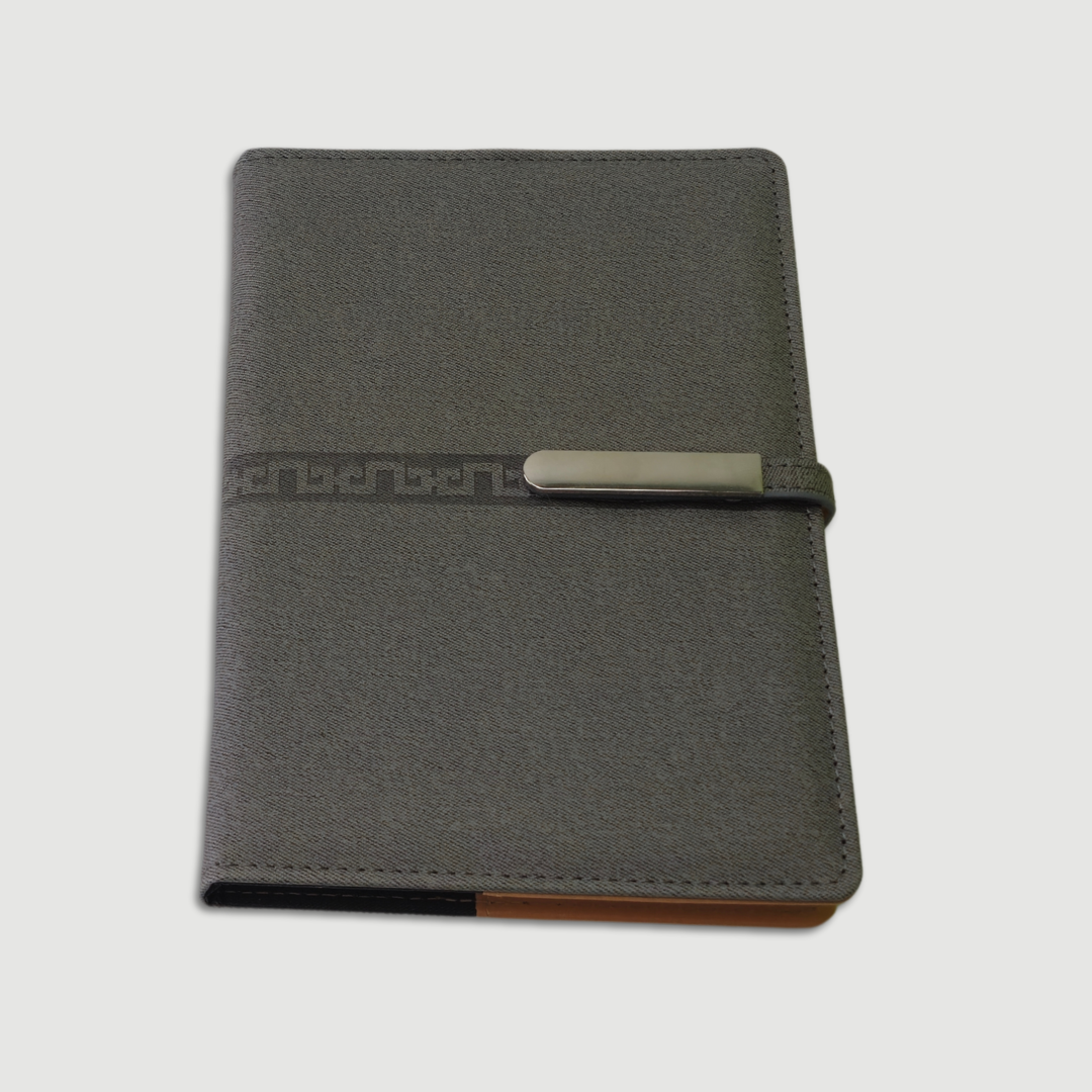 Elegant Gray Notebook with Metal Clasp – Zarawy Gifts